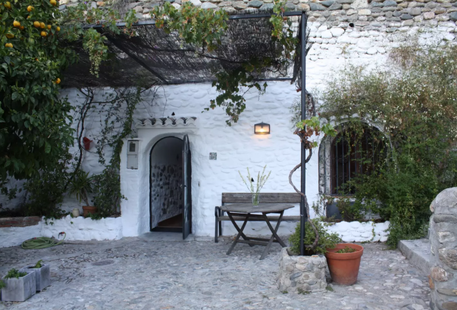 Las mejores casas cueva en Granada ¡Un alojamiento único!