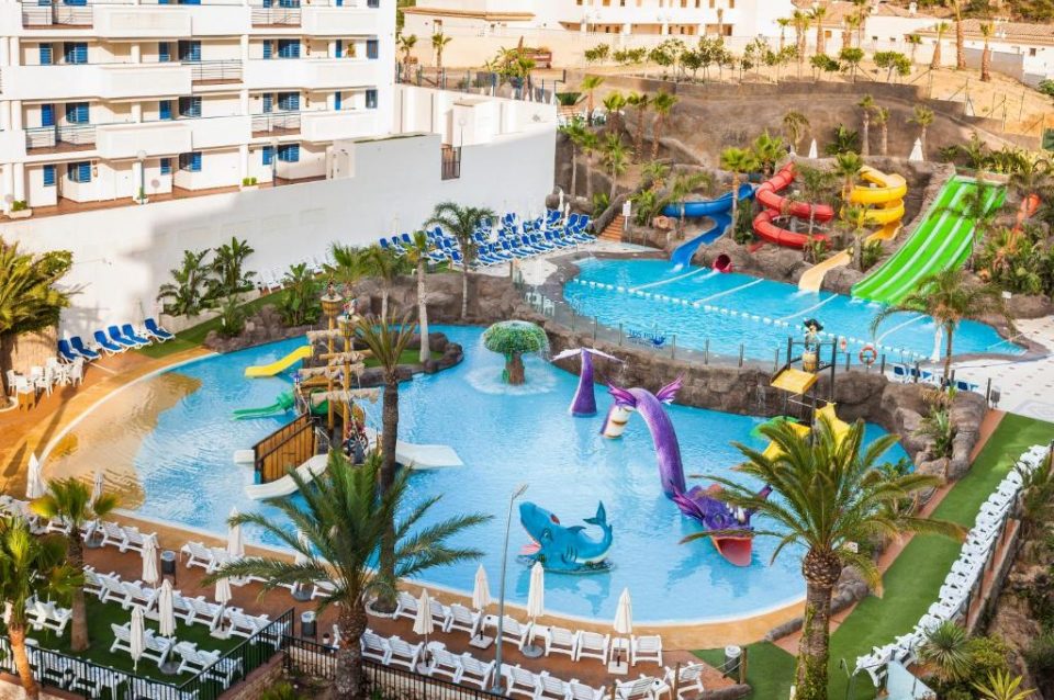 Hoteles con toboganes en Andalucía - Familiares, Todo incluido y más 😍